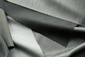 ผ้าโพลีเอสเตอร์ (Polyester) คืออะไร มีข้อดี ข้อเสีย อย่างไร